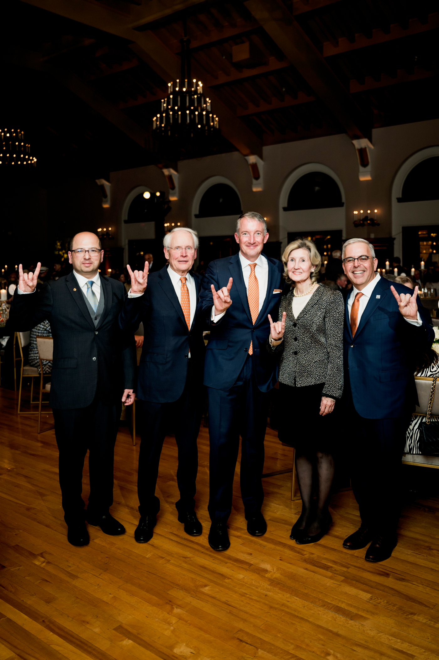 Sam L. Susser Receives UT Austin’s Presidential Citation - Susser Bank